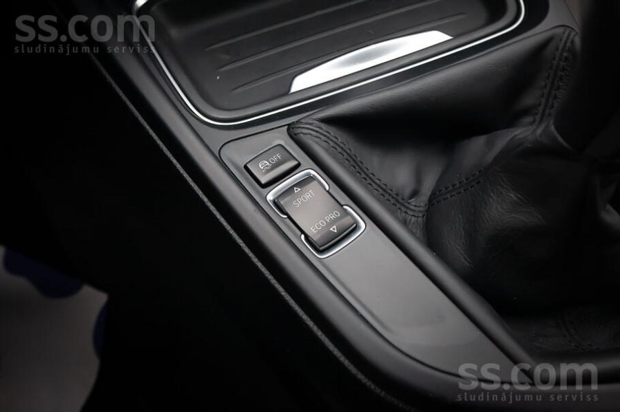 Melns BMW 318 2014 Tukums, ar dzinēja tilpumu 2.00 L un nobraukumu 274 tūkst. km par 7600 €, foto 23 vietnē AUTOMOTO.COM.LV