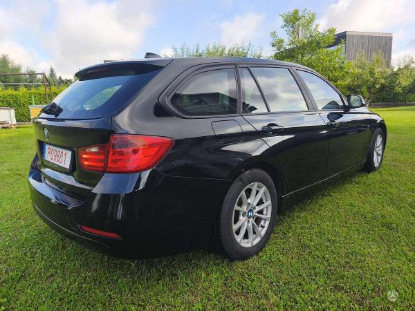 Melns BMW 318 2014 Kauņa, ar dzinēja tilpumu 2.00 L un nobraukumu 300 tūkst. km par 5499 €, foto 1 vietnē AUTOMOTO.COM.LV