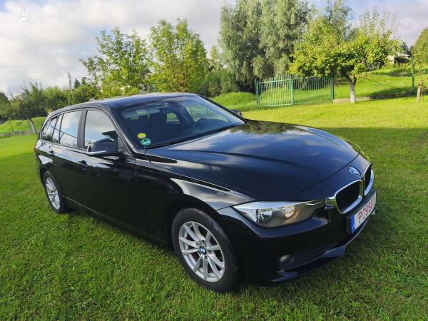 Melns BMW 318 2014 Kauņa, ar dzinēja tilpumu 2.00 L un nobraukumu 300 tūkst. km par 5499 €, foto 3 vietnē AUTOMOTO.COM.LV