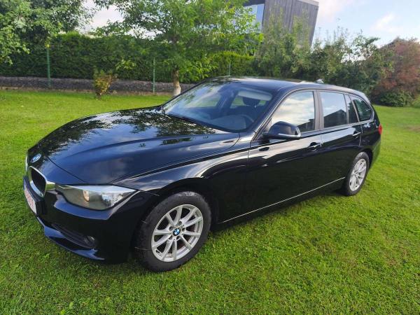 Melns BMW 318 2014 Kauņa, ar dzinēja tilpumu 2.00 L un nobraukumu 300 tūkst. km par 5499 €, foto 4 vietnē AUTOMOTO.COM.LV