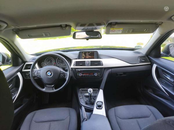 Melns BMW 318 2014 Kauņa, ar dzinēja tilpumu 2.00 L un nobraukumu 300 tūkst. km par 5499 €, foto 7 vietnē AUTOMOTO.COM.LV