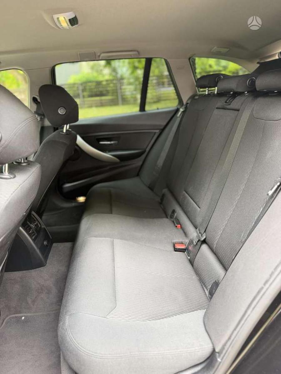 Melns BMW 318 2014 Viļņa, ar dzinēja tilpumu 2.00 L un nobraukumu 267 tūkst. km par 6200 €, foto 13 vietnē AUTOMOTO.COM.LV