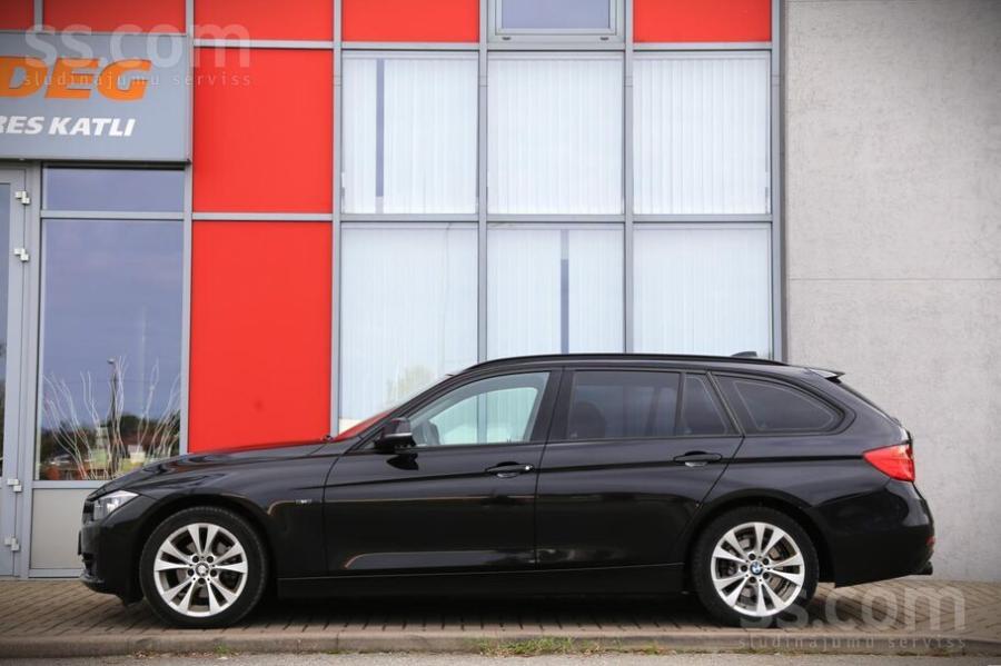 Black BMW 318 2014 in Riga, with an engine capacity of 2.00 L and mileage of 266 thousand km for 7495 €, photo 3 on AUTOMOTO.COM.LV