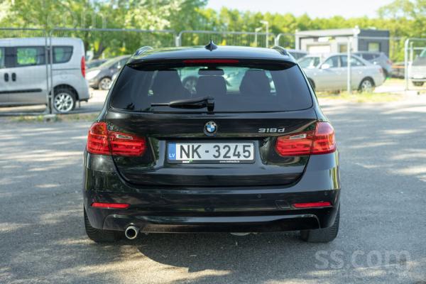Black BMW 318 2015 in Liepaja, with an engine capacity of 2.00 L and mileage of 324 thousand km for 8000 €, photo 3 on AUTOMOTO.COM.LV