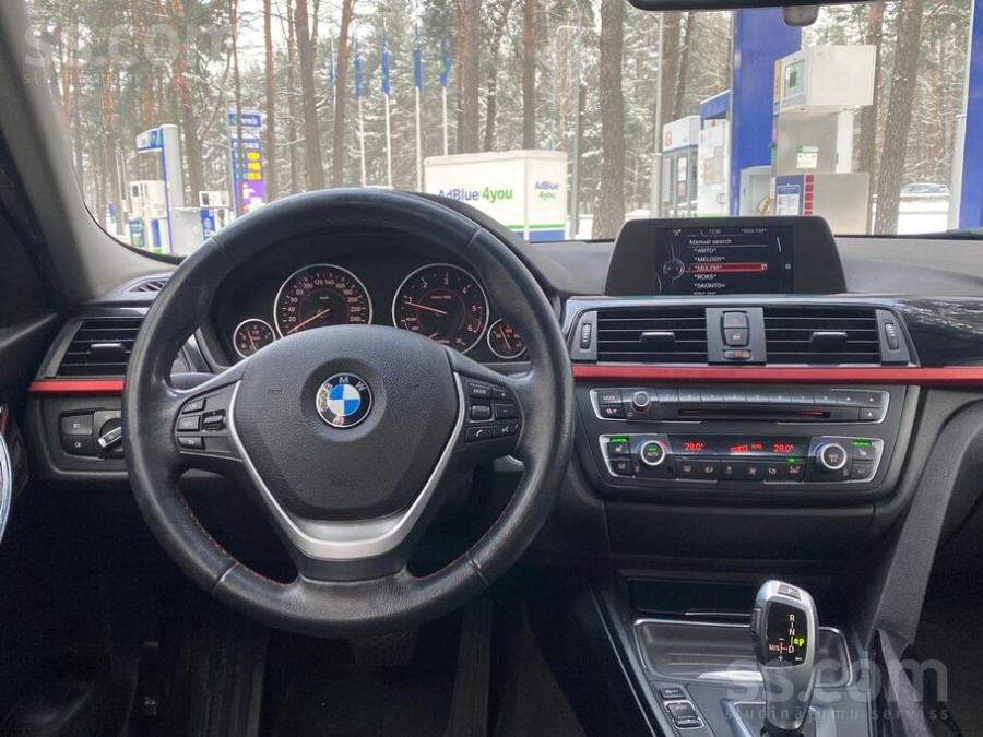 Black BMW 318 2015 in Riga, with an engine capacity of 2.00 L and mileage of 0 thousand km for 8499 €, photo 10 on AUTOMOTO.COM.LV