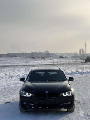 Melns BMW 318 2015 Kauņa, ar dzinēja tilpumu 2.00 L un nobraukumu 290 tūkst. km par 8500 €, foto  vietnē AUTOMOTO.COM.LV