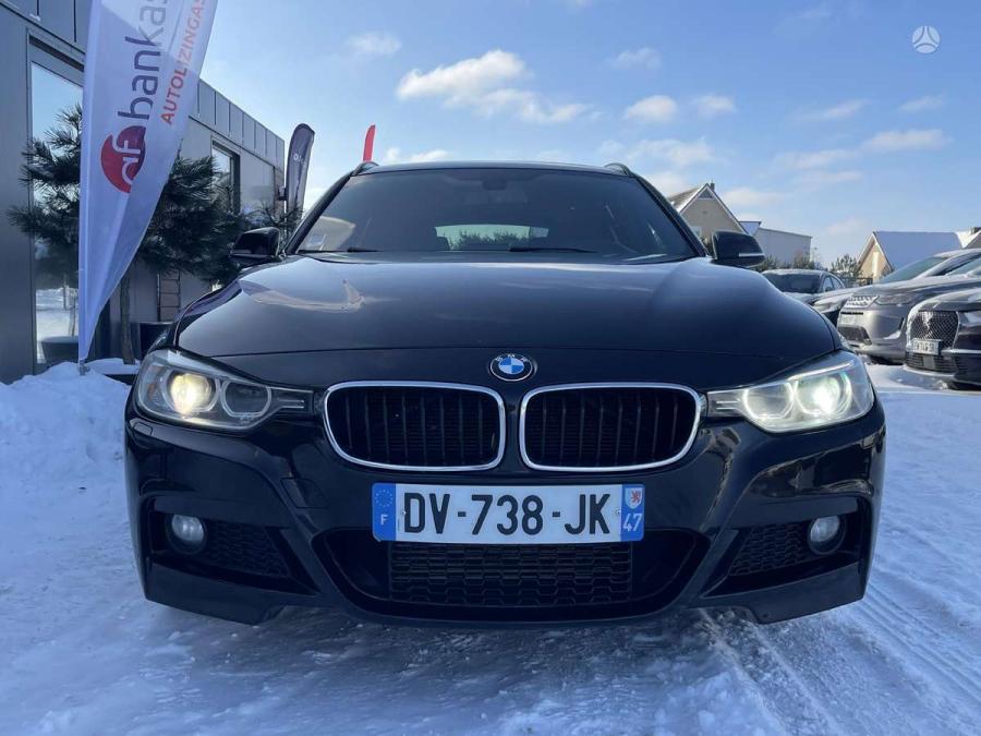 Black BMW 318 2015 in Taurage, with an engine capacity of 2.00 L and mileage of 228 thousand km for 9200 €, photo 2 on AUTOMOTO.COM.LV