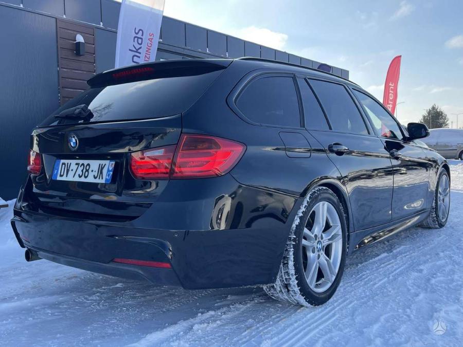 Black BMW 318 2015 in Taurage, with an engine capacity of 2.00 L and mileage of 228 thousand km for 9200 €, photo 4 on AUTOMOTO.COM.LV