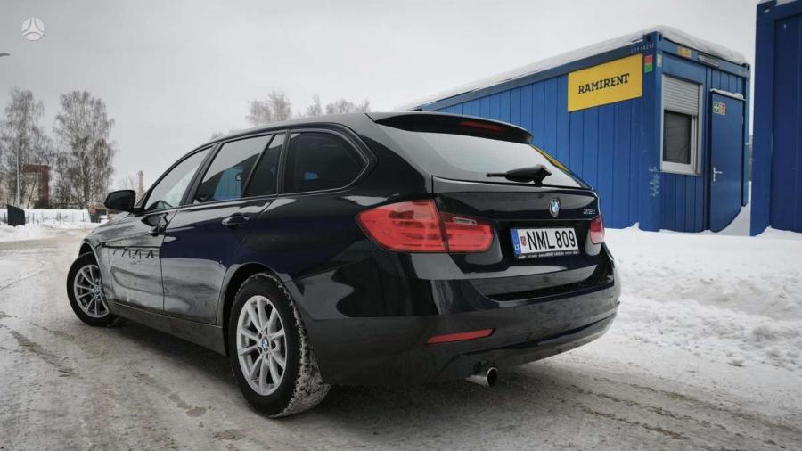 Black BMW 318 2015 in Utena, with an engine capacity of 2.00 L and mileage of 320 thousand km for 5600 €, photo 4 on AUTOMOTO.COM.LV