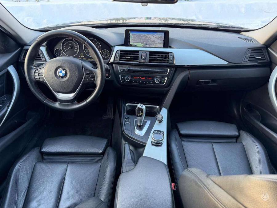 Black BMW 318 2015 in Siauliai, with an engine capacity of 2.00 L and mileage of 294 thousand km for 5700 €, photo 9 on AUTOMOTO.COM.LV