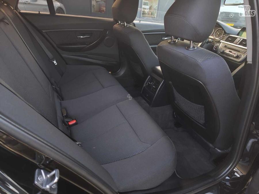 Black BMW 318 2015 in Siauliai, with an engine capacity of 2.00 L and mileage of 266 thousand km for 7450 €, photo 16 on AUTOMOTO.COM.LV