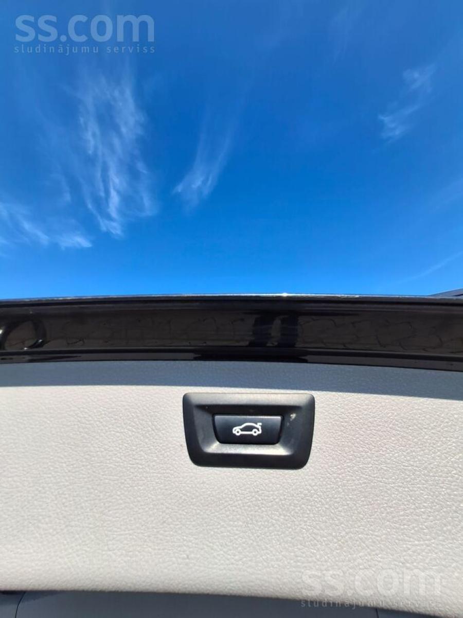 Melns BMW 318 2015 Rīga, ar dzinēja tilpumu 2.00 L un nobraukumu 182 tūkst. km par 10000 €, foto 6 vietnē AUTOMOTO.COM.LV