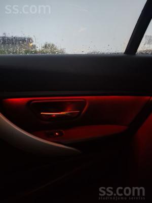 Melns BMW 318 2015 Rīga, ar dzinēja tilpumu 2.00 L un nobraukumu 182 tūkst. km par 10000 €, foto 10 vietnē AUTOMOTO.COM.LV