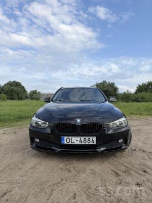 Black BMW 318 2015 in Riga, with an engine capacity of 2.00 L and mileage of 174 thousand km for 14000 €, photo  on AUTOMOTO.COM.LV
