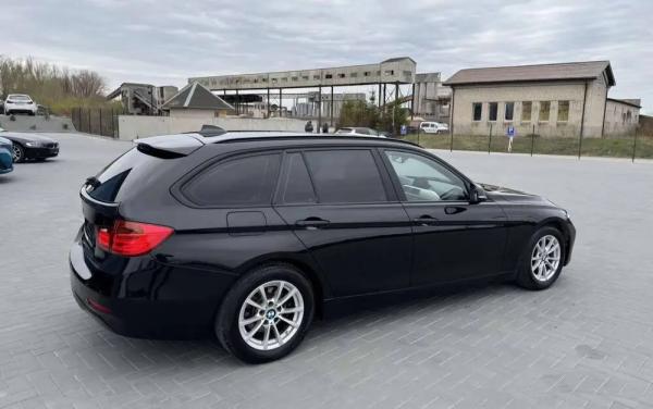 Melns BMW 318 2015 Telšiai, ar dzinēja tilpumu 0.00 L un nobraukumu 230 tūkst. km par 6290 €, foto 9 vietnē AUTOMOTO.COM.LV