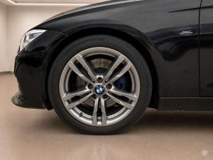 Melns BMW 318 2015 Viļņa, ar dzinēja tilpumu 2.00 L un nobraukumu 183 tūkst. km par 8950 €, foto 8 vietnē AUTOMOTO.COM.LV