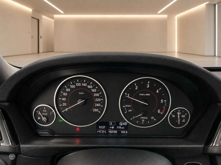 Melns BMW 318 2015 Viļņa, ar dzinēja tilpumu 2.00 L un nobraukumu 183 tūkst. km par 8950 €, foto 14 vietnē AUTOMOTO.COM.LV