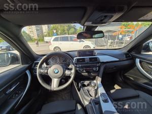 Melns BMW 318 2015 Rīga, ar dzinēja tilpumu 2.00 L un nobraukumu 349 tūkst. km par 7990 €, foto 12 vietnē AUTOMOTO.COM.LV