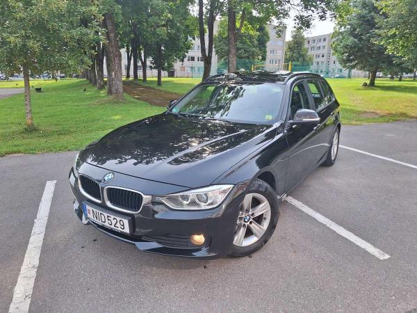 Black BMW 318 2015 in Vilnius, with an engine capacity of 2.00 L and mileage of 245 thousand km for 7800 €, photo 4 on AUTOMOTO.COM.LV