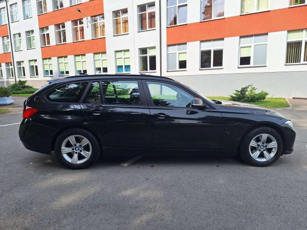 Black BMW 318 2015 in Vilnius, with an engine capacity of 2.00 L and mileage of 245 thousand km for 7800 €, photo 6 on AUTOMOTO.COM.LV
