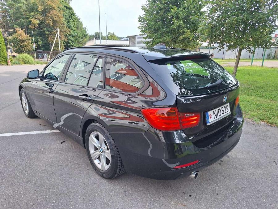 Black BMW 318 2015 in Vilnius, with an engine capacity of 2.00 L and mileage of 245 thousand km for 7800 €, photo 12 on AUTOMOTO.COM.LV