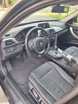 Black BMW 318 2015 in Vilnius, with an engine capacity of 2.00 L and mileage of 245 thousand km for 7800 €, photo 17 on AUTOMOTO.COM.LV