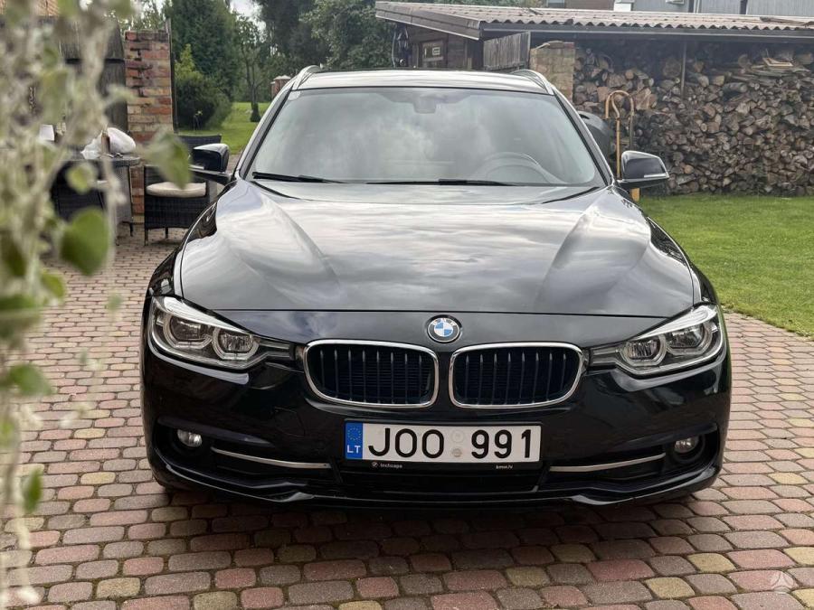 Black BMW 318 2015 in Vilnius, with an engine capacity of 2.00 L and mileage of 297 thousand km for 9900 €, photo 6 on AUTOMOTO.COM.LV