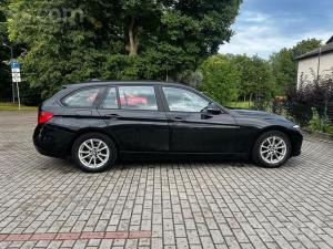 Black BMW 318 2015 in Riga, with an engine capacity of 2.00 L and mileage of 220 thousand km for 8250 €, photo 3 on AUTOMOTO.COM.LV