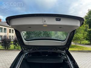 Black BMW 318 2015 in Riga, with an engine capacity of 2.00 L and mileage of 220 thousand km for 8250 €, photo 8 on AUTOMOTO.COM.LV