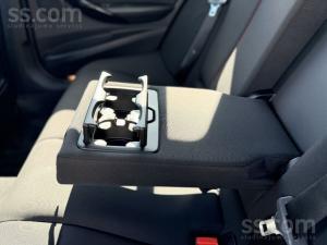 Black BMW 318 2015 in Riga, with an engine capacity of 2.00 L and mileage of 239 thousand km for 9995 €, photo 11 on AUTOMOTO.COM.LV