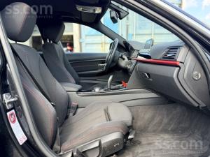 Black BMW 318 2015 in Riga, with an engine capacity of 2.00 L and mileage of 239 thousand km for 9995 €, photo 24 on AUTOMOTO.COM.LV