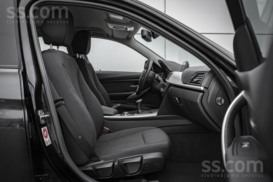 Melns BMW 318 2015 Rīga, ar dzinēja tilpumu 2.00 L un nobraukumu 217 tūkst. km par 9450 €, foto 10 vietnē AUTOMOTO.COM.LV