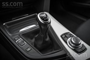 Melns BMW 318 2015 Rīga, ar dzinēja tilpumu 2.00 L un nobraukumu 217 tūkst. km par 9450 €, foto 22 vietnē AUTOMOTO.COM.LV