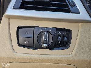 Melns BMW 318 2015 Ariogala, ar dzinēja tilpumu 2.00 L un nobraukumu 208 tūkst. km par 7500 €, foto 16 vietnē AUTOMOTO.COM.LV