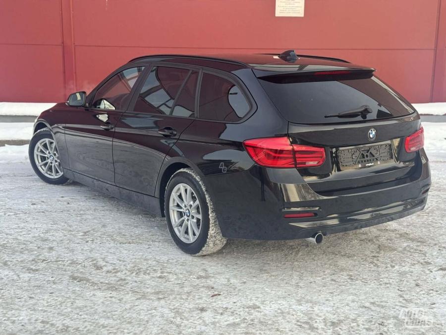 Black BMW 318 2016 in Kaunas, with an engine capacity of 2.00 L and mileage of 278 thousand km for 10450 €, photo 3 on AUTOMOTO.COM.LV