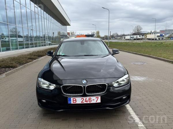 Black BMW 318 2016 in Rezekne, with an engine capacity of 2.00 L and mileage of 311 thousand km for 7900 €, photo 8 on AUTOMOTO.COM.LV