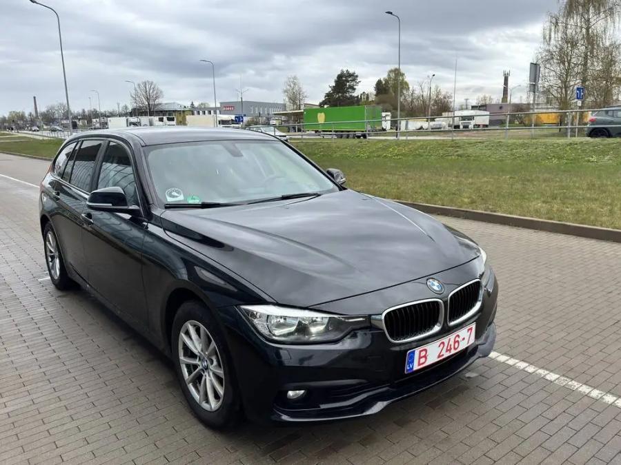 Melns BMW 318 2016 Rēzekne, ar dzinēja tilpumu 2.00 L un nobraukumu 311 tūkst. km par 7200 €, foto 5 vietnē AUTOMOTO.COM.LV