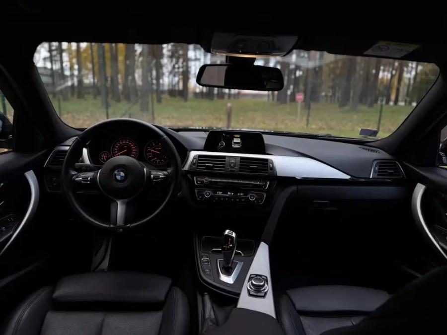 Melns BMW 318 2016 Rīga, ar dzinēja tilpumu 2.00 L un nobraukumu 274 tūkst. km par 12495 €, foto 10 vietnē AUTOMOTO.COM.LV