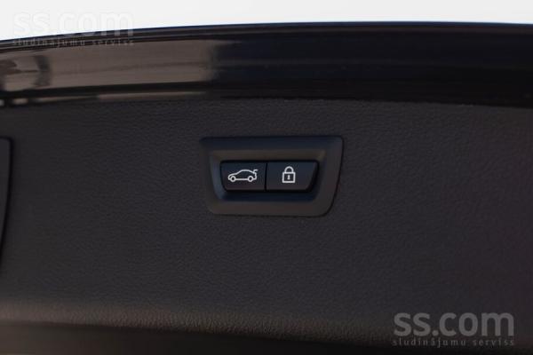 Melns BMW 318 2016 Rīga, ar dzinēja tilpumu 2.00 L un nobraukumu 318 tūkst. km par 9990 €, foto 10 vietnē AUTOMOTO.COM.LV