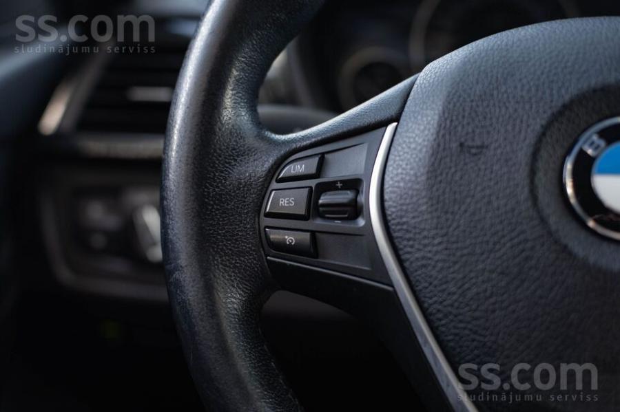 Melns BMW 318 2016 Rīga, ar dzinēja tilpumu 2.00 L un nobraukumu 318 tūkst. km par 9990 €, foto 22 vietnē AUTOMOTO.COM.LV