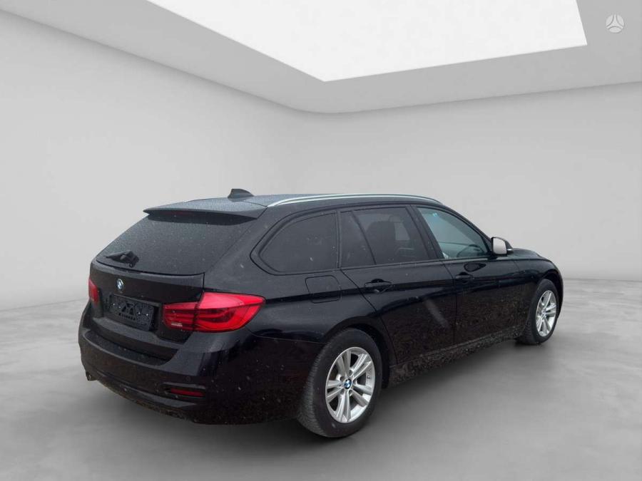 Black BMW 318 2016 in Kaunas, with an engine capacity of 2.00 L and mileage of 280 thousand km for 10790 €, photo 7 on AUTOMOTO.COM.LV