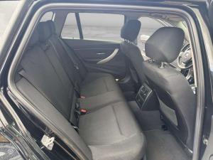 Black BMW 318 2016 in Kaunas, with an engine capacity of 2.00 L and mileage of 280 thousand km for 10790 €, photo 17 on AUTOMOTO.COM.LV