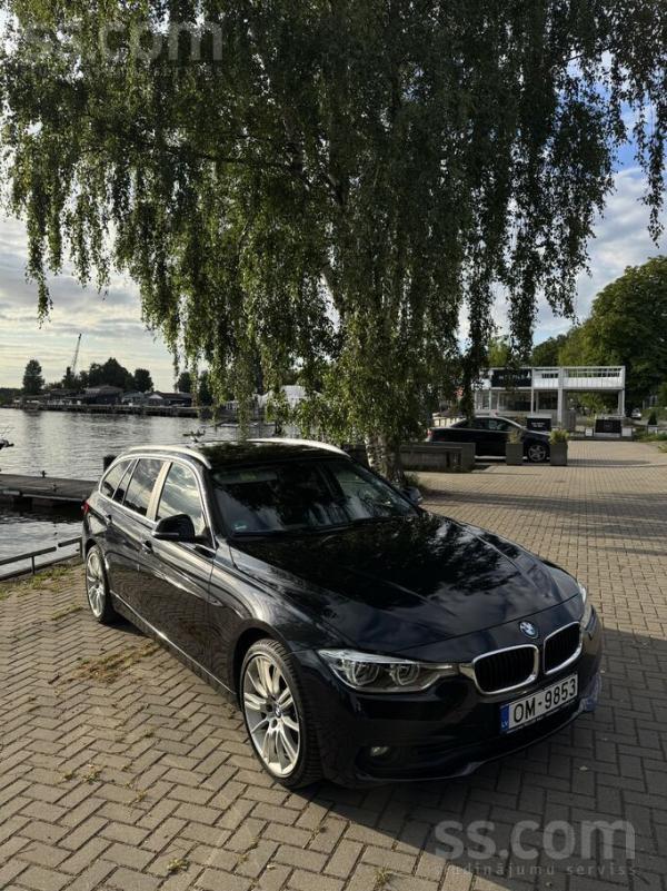 Black BMW 318 2016 in Riga, with an engine capacity of 2.00 L and mileage of 257 thousand km for 10400 €, photo 8 on AUTOMOTO.COM.LV