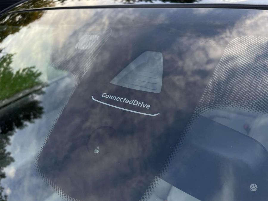 Melns BMW 318 2016 Druskininkai, ar dzinēja tilpumu 2.00 L un nobraukumu 244 tūkst. km par 9990 €, foto 11 vietnē AUTOMOTO.COM.LV