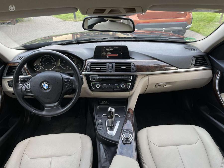 Melns BMW 318 2016 Druskininkai, ar dzinēja tilpumu 2.00 L un nobraukumu 244 tūkst. km par 9990 €, foto 12 vietnē AUTOMOTO.COM.LV