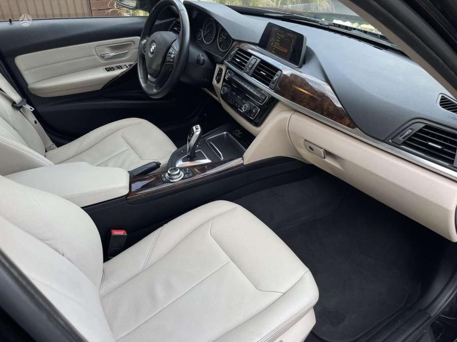 Melns BMW 318 2016 Druskininkai, ar dzinēja tilpumu 2.00 L un nobraukumu 244 tūkst. km par 9990 €, foto 14 vietnē AUTOMOTO.COM.LV