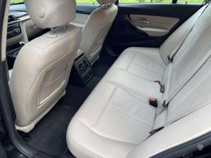 Melns BMW 318 2016 Druskininkai, ar dzinēja tilpumu 2.00 L un nobraukumu 244 tūkst. km par 9990 €, foto 16 vietnē AUTOMOTO.COM.LV