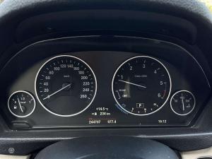 Melns BMW 318 2016 Druskininkai, ar dzinēja tilpumu 2.00 L un nobraukumu 244 tūkst. km par 9990 €, foto 18 vietnē AUTOMOTO.COM.LV