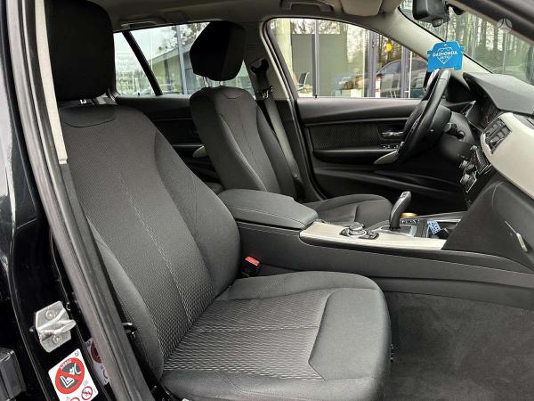 Melns BMW 318 2017 Kauņa, ar dzinēja tilpumu 1.50 L un nobraukumu 187 tūkst. km par 9900 €, foto 11 vietnē AUTOMOTO.COM.LV