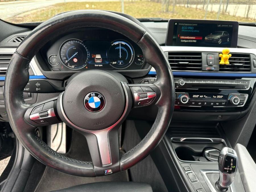 Melns BMW 318 2017 Jelgava, ar dzinēja tilpumu 2.00 L un nobraukumu 293 tūkst. km par 14800 €, foto 11 vietnē AUTOMOTO.COM.LV